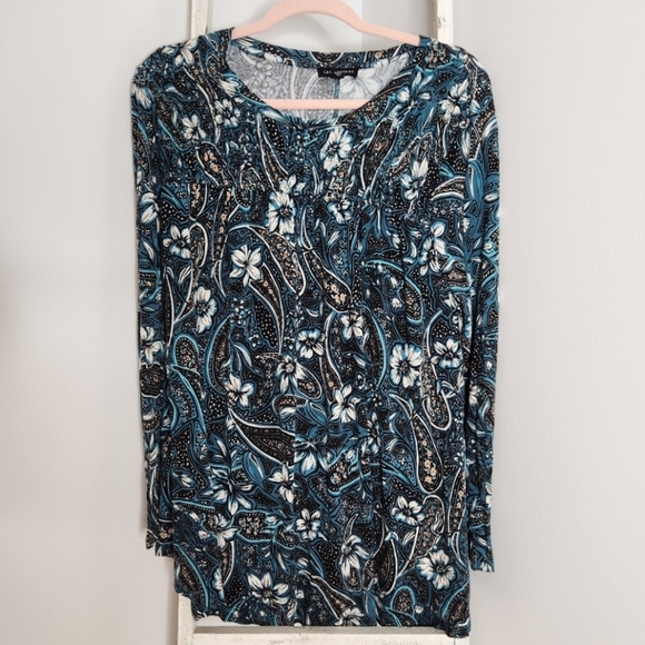 Lane Bryant | Tops | Lane Bryant Top Womens 82 Floral Paisley Smocked ...